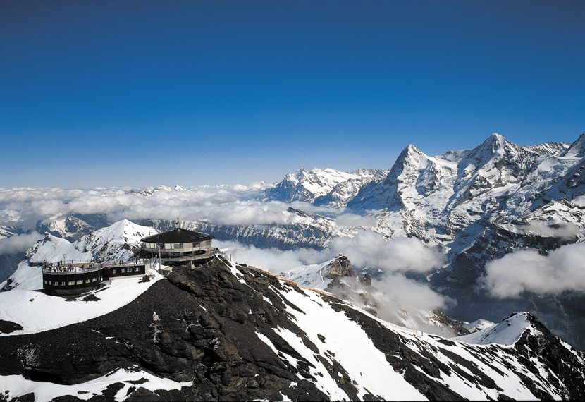 Hiking Tours in Muerren, Switzerland | Alpine Adventure LLC